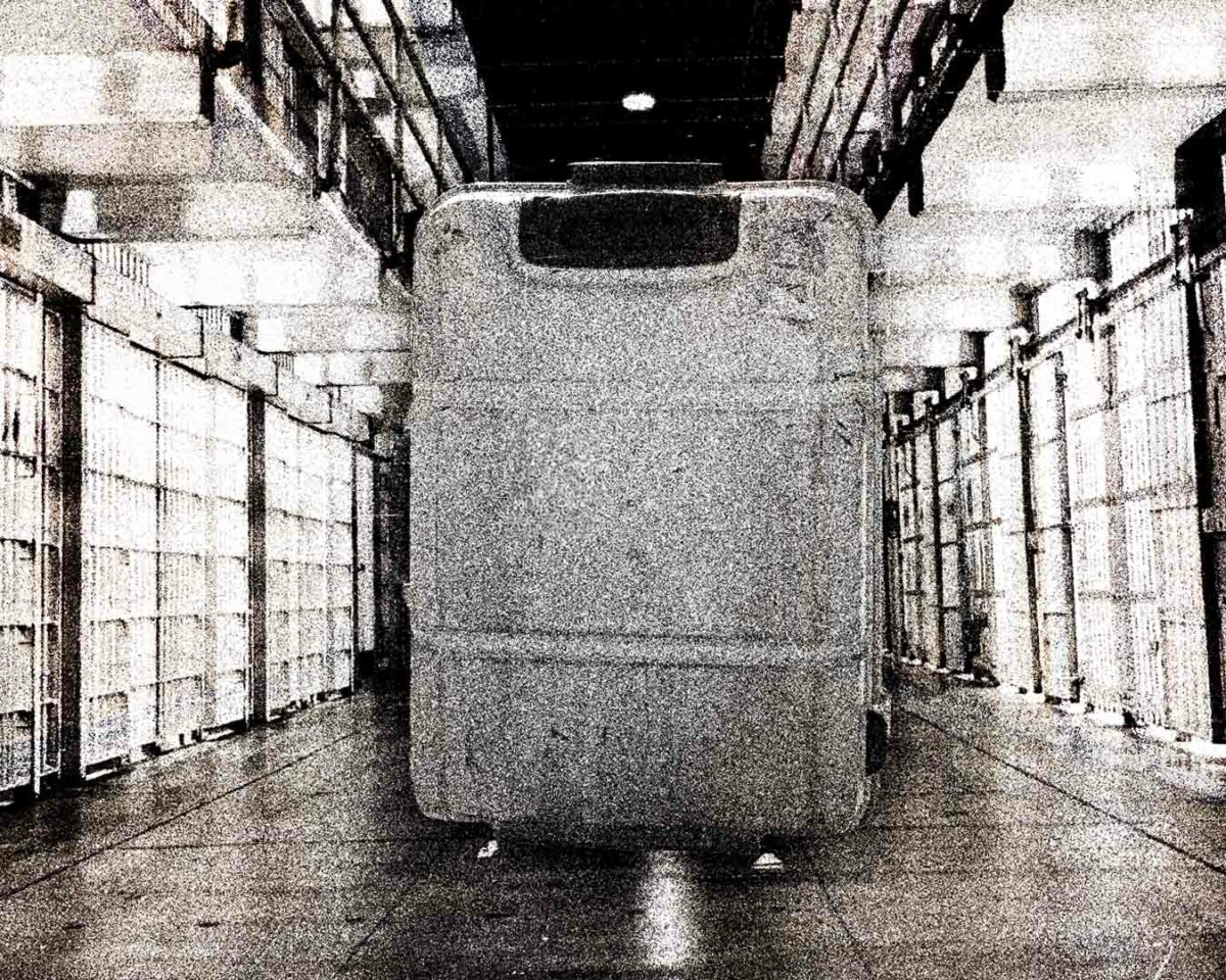 Man caught after escaping French prison in luggage trolley