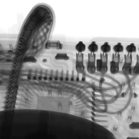 X-rays of console controllers